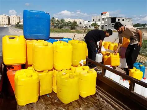 Gaza Crisis Deepens Fuel And Water Shortages Worsen Inside The Strip