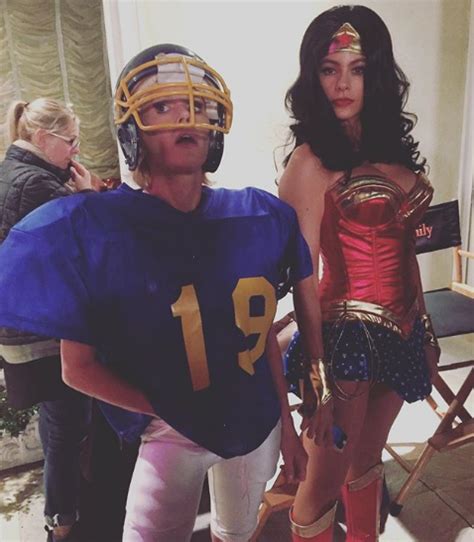 Sofia Vergara Exposes Her Wonder Women Pantless In Gold Halloween Outfit The Blast