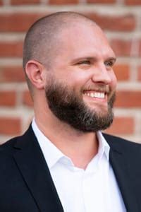 Lees Summit Real Estate Office Reecenichols Expert Agents And Listings