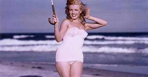 Marilyn Monroe In Bathing Costume Late 1940s Imgur