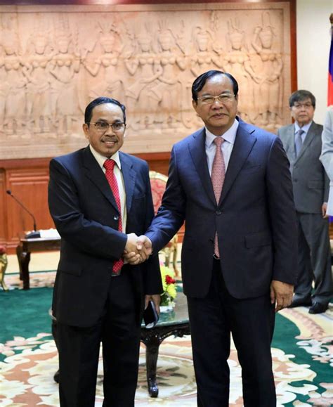 [english Below] នៅព្រឹកថ្ងៃអង្គារ ៧កើត ខែបឋមាសាធ ឆ្នាំច សំរិទ្ធិស័ក ព ស ២៥៦២ ត្រូវនឹងថ្ងៃទី ១៩