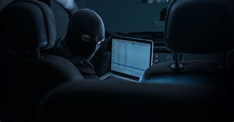 Обезщетение по чл 222 ал 1 от КТ и осигуряване за работа без трудово правоотношение Kakda