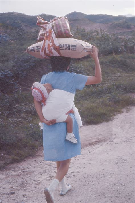 더쿠 힘든 엄마의 하루 한국 1972년