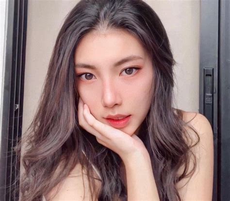 ដូចកេីតថ្មីម្តងទៀត ជីវិតនារីម្នាក់នេះផ្លាស់ប្តូរ មិនគួរឲ្យជឿ ក្រោយកែសម្រ ស់រួច Khmerload