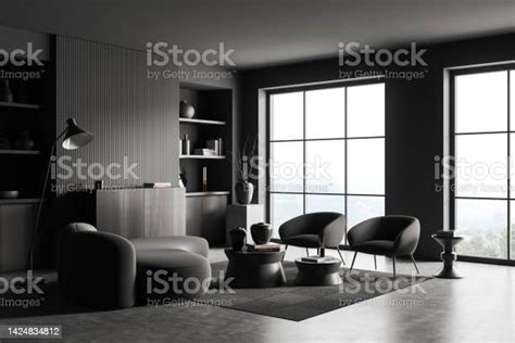 회색은 장식 파노라마 창문이있는 좌석과 선반으로 실내에서 휴식을 취합니다 0명에 대한 스톡 사진 및 기타 이미지 0명 3