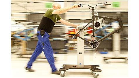 Flexible Positioning For Manual Assembly Assembly