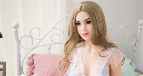 Out Of People Believe Sex With A Robot Is Cheating Future Of Sex