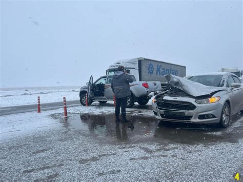 ავტოსაგზაო შემთხვევა რუსთავი თბილისის დამაკავშირებელ ავტომაგისტრალზე Tv 4
