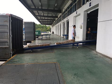 Mobile Gravity Roller Conveyor Carton Loading Unloading Roller Conveyor Yifan Conveyor