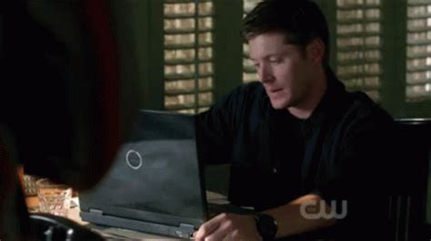Like Like Discover Share GIFs