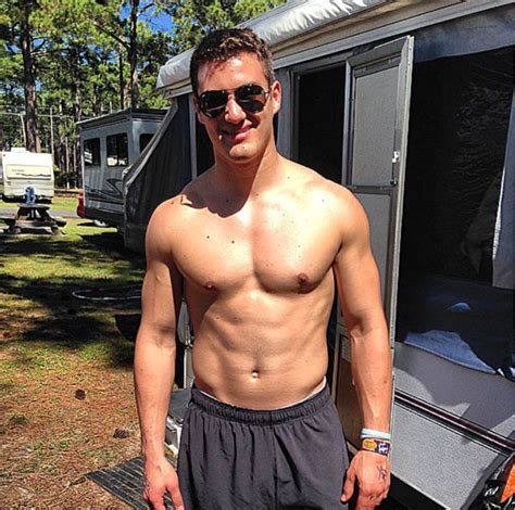 Mitchell Trubisky See Photos Of 2017 Nfl Draft Top Pick Hollywood Life