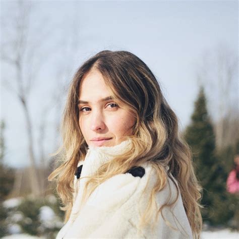 Sara Escobar Youtube