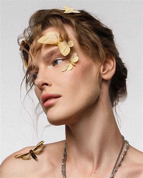 Veronika Avant Models