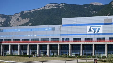 Chip In Italia Si Torna A Investire Wired Italia