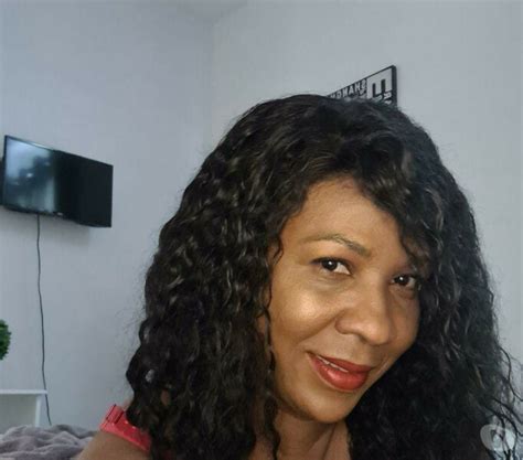 Female Escort Female Hull Birchplace