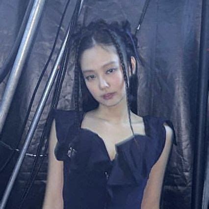 JENNIE ICONS Tv Show Outfits Cute Hairstyles Girl
