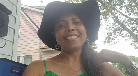 Dating Younger Women Meeting Hot Young Girls Who Are Interested In