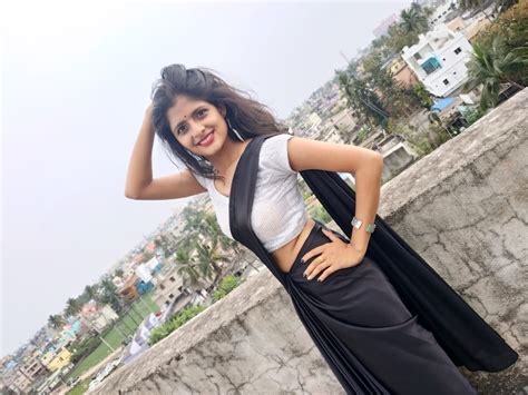 Shona Model From Cuttack India Female Model Portfolio