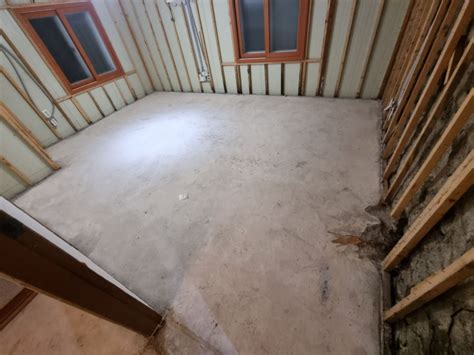 단열 작업 셀프로 하려하는데요 아이소핑크 열반사필름 우레탄폼 뽐뿌