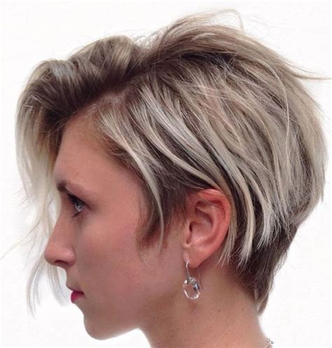 Side Swept Pixie Bob Short Hairstyles For Thick Hair Short Hair Cuts Thick Hair Styles