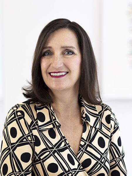 Anne Dinning Richest Self Made Female Hedge Fund Billionaire De Shaw