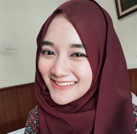 Kenalan Yuk Profil Biodata Gisma Wandira Penyanyi Minang Istri Andra Respati Lagi Trending