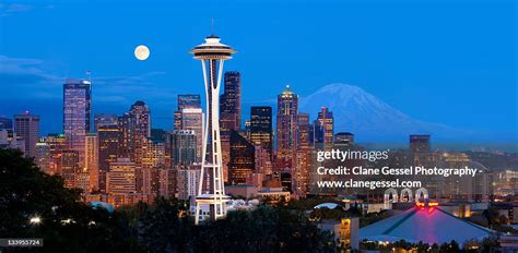 Seattle Skyline At Night Wallpaper Skyline Seattle Wallpaper