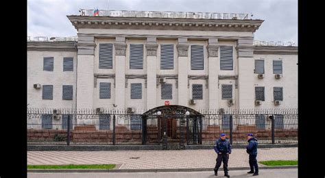 Власти Киева решили разорвать договор об аренде земли с Посольством России