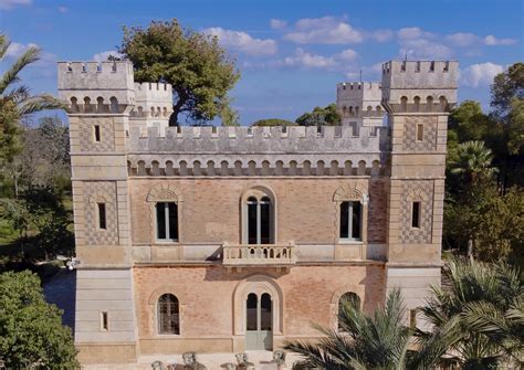 Ph Travel Castle Elvira By Perfect Hideaways Issuu