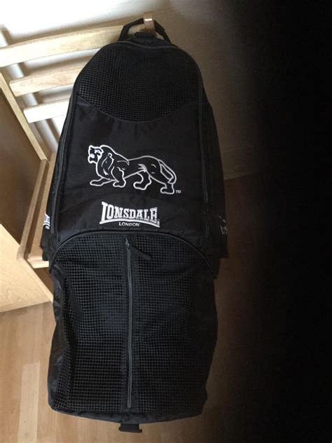 LONSDALE LONDON SUPER BAG in NG7 Nottingham für 17,99 £ zum Verkauf ...