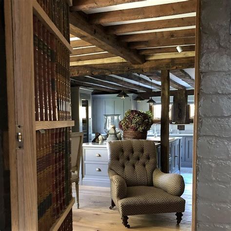 Robert Moore Robertjamesmoore • Instagram Photos And Videos Home Decor Decor Kitchen Decor