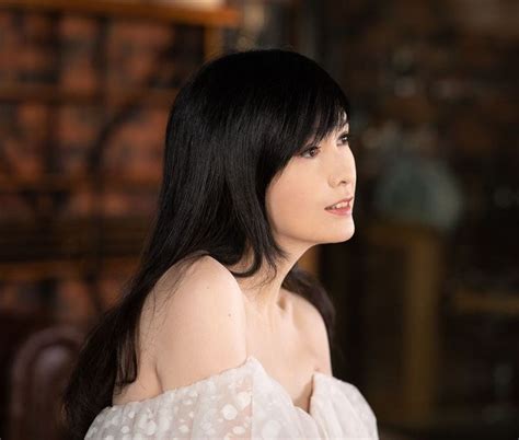 54歲周慧敏氣質依舊！合體「迷你版周慧敏」 網讚：未來玉女掌門人 娛樂星聞