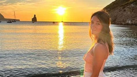 Famosos En Ibiza La Futbolista Del Barça Aitana Bonmatí Disfruta De La