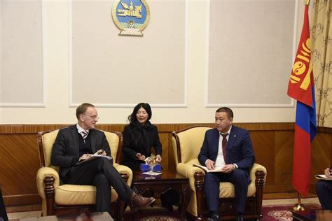 Дэлхийн банкны төлөөлөгчдийг хүлээн авч уулзав