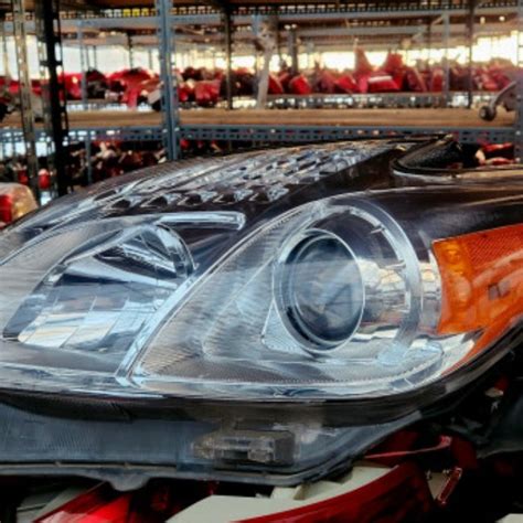 도요타 프리우스 3세대 후기형 운전석 중고헤드램프 12년 15년호환 22년12월 실 재고 티에이치th수입차중고파츠