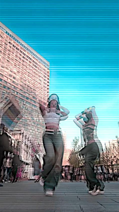 ЭДИТ С НАРОЙ И МИЛОЙ🩷 Современный танец фото Винтажные комиксы Клоуны