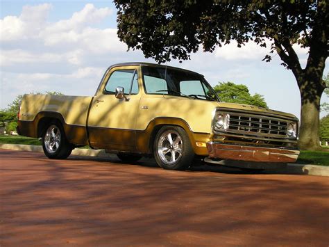 1976 Dodge D100 Joshua S Lmc Truck Life