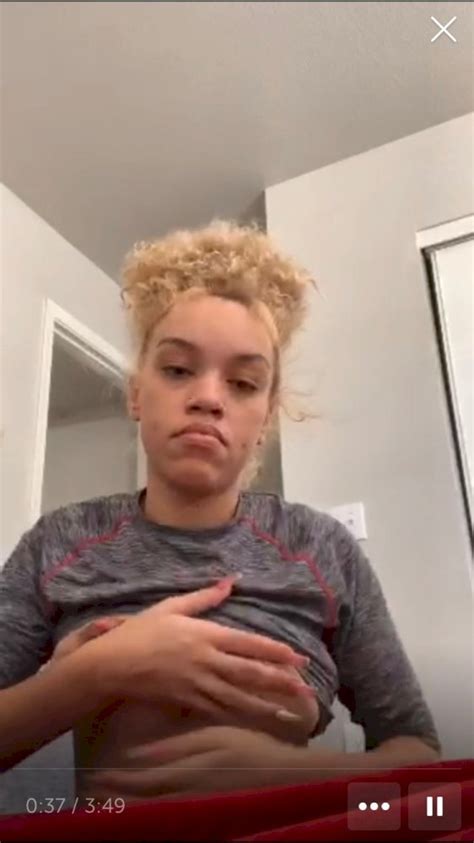 Scammer Shesfreaky
