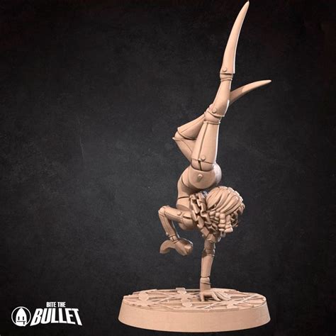 3d Printable Spider Trainer Contortionist 2 Versions By Bite The Bullet
