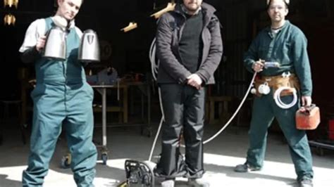 Casting Bigger Better Faster Stronger Acteurs Réalisateur