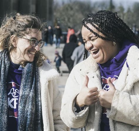 How Mirror Neurons Influence Empathy And Relationships Psycheshare