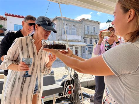 7 Day Private Catamaran Nicholas Tours