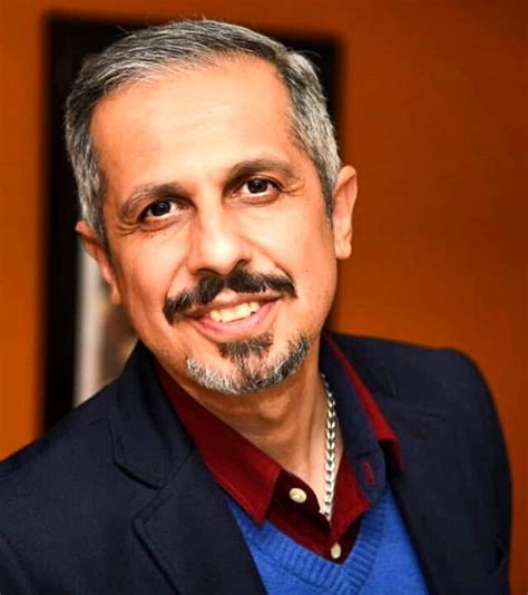 دوبله زنده جواد رضویان با لهجه قمی در کارتون باب اسفنجی فیلم