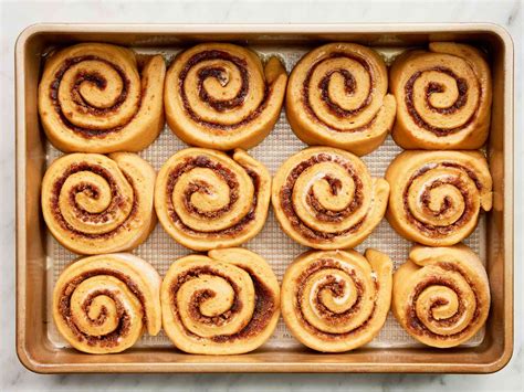 This Effortless 2 Ingredient Dessert Is Perfect For Fall