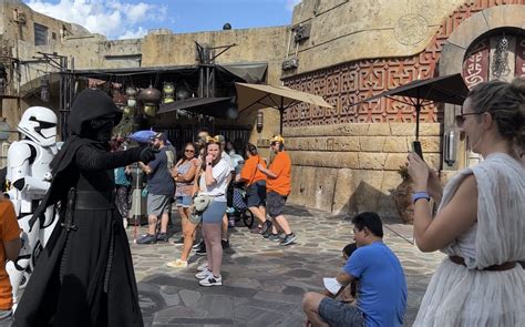 Ten Second Tip Disney Bounding And Pictures Disney Over 50