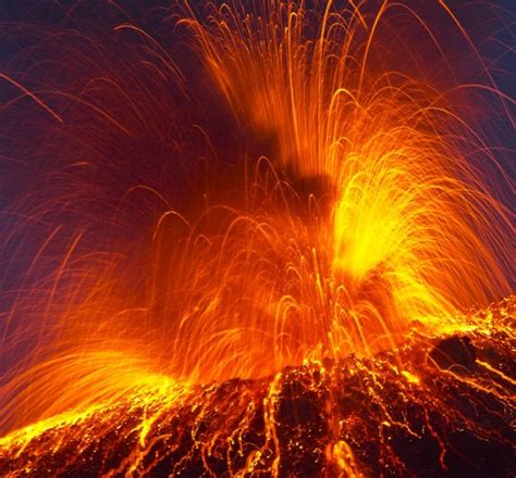 What Triggers Supervolcano Eruptions Earth Earthsky