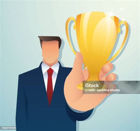 금 트로피를 들고 사업가 승리와 성공의 개념 벡터 일러스트레이션 1위에 대한 스톡 벡터 아트 및 기타 이미지 1위 Championship 개념 Istock