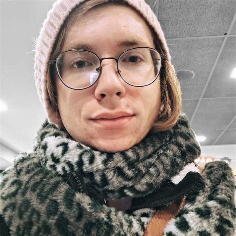 Damon Schroeter Wirtschaftsinformatik Technische Hochschule