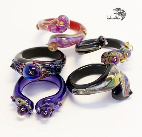 Приглашаю на выставку 17 декабря | Glass jewelry, Lampwork bead jewelry ...