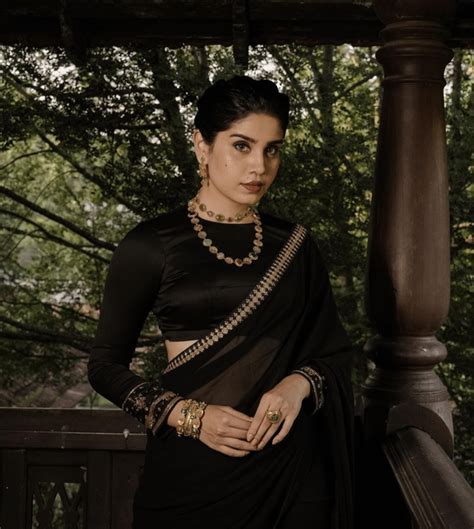 Lakshmi Menon R Malluhorny